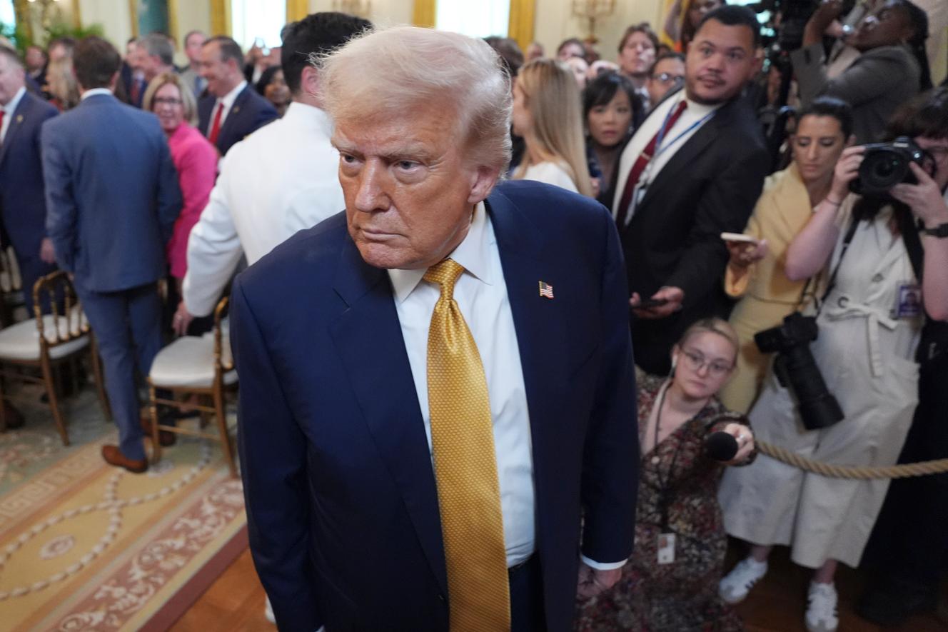 L’affaire Epstein continue d’empoisonner la coalition MAGA, Trump ...