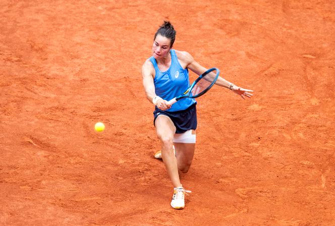 France's Loïs Boisson wins first WTA title in Hamburg
