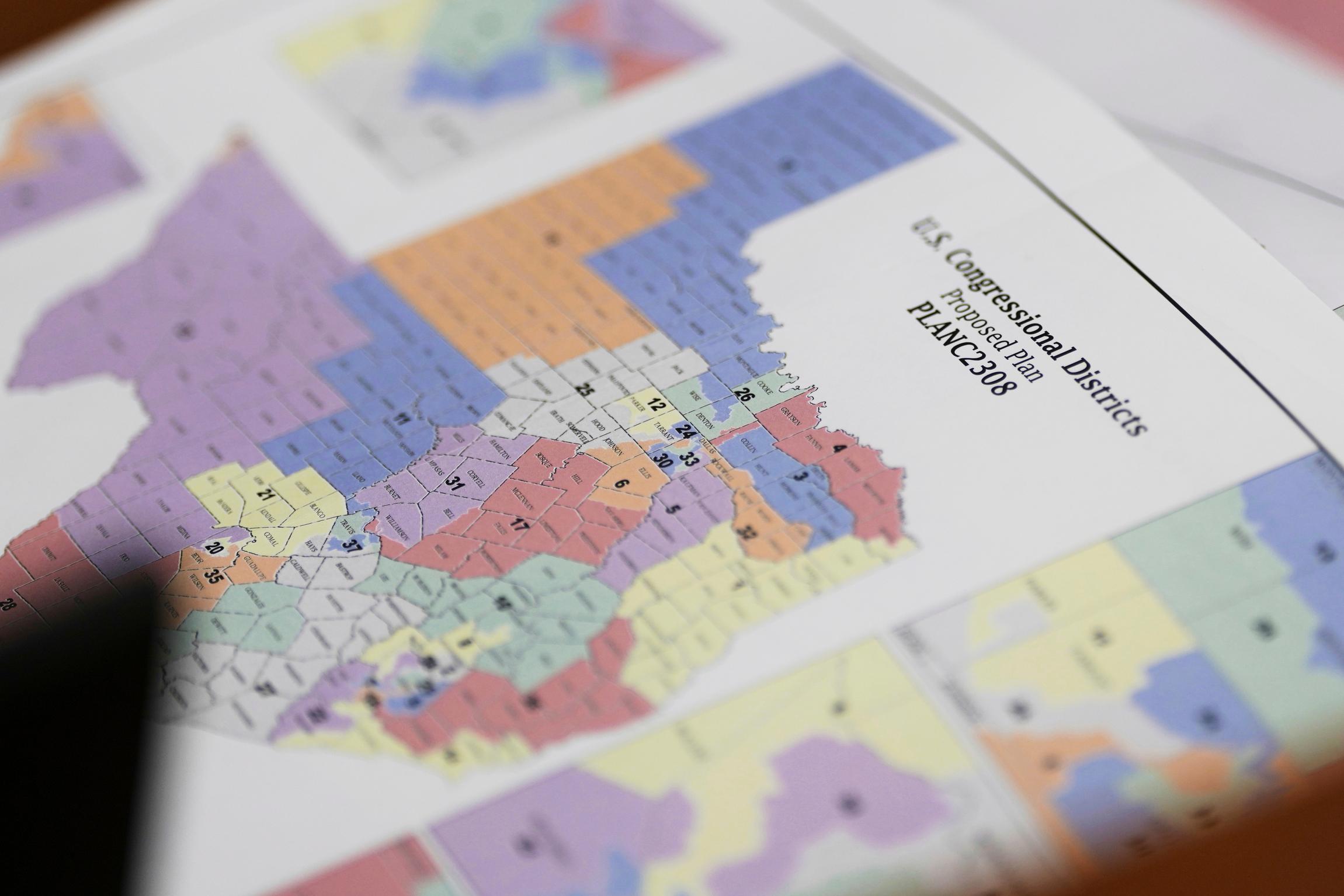How Republicans and Democrats are redrawing US congressional maps to ...