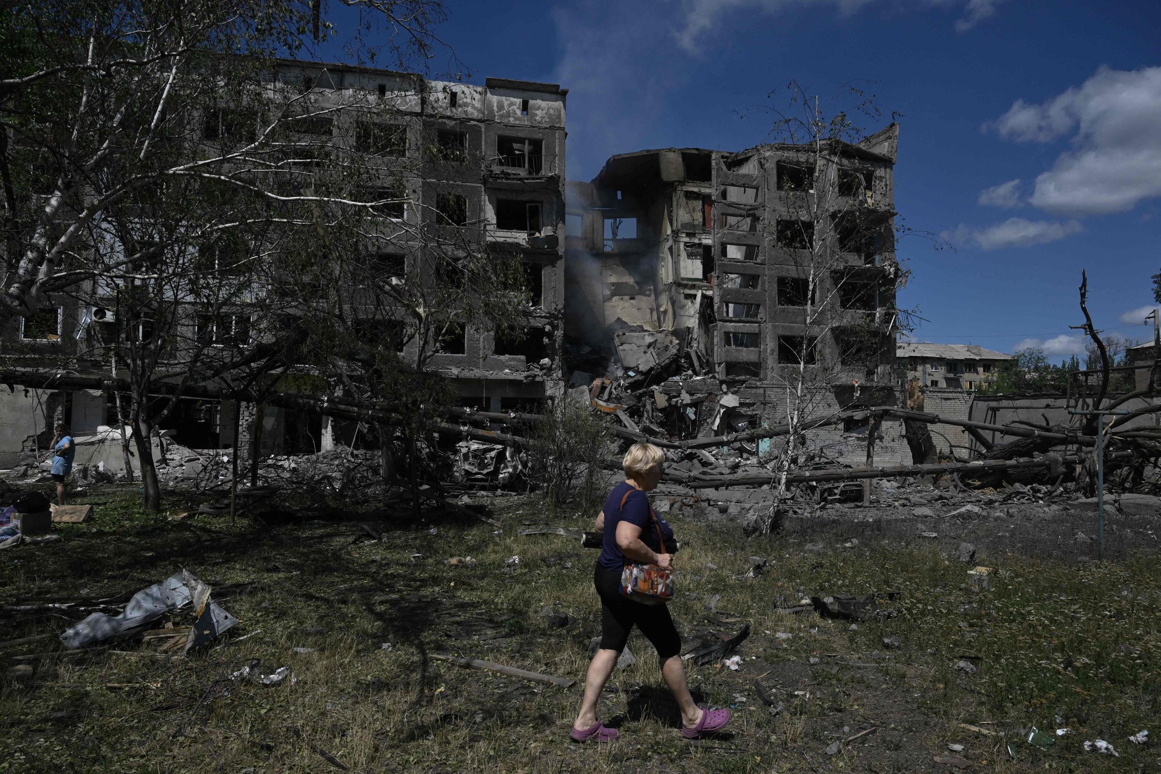 In Ukraine's Sloviansk and Kramatorsk, residents caught between hope ...