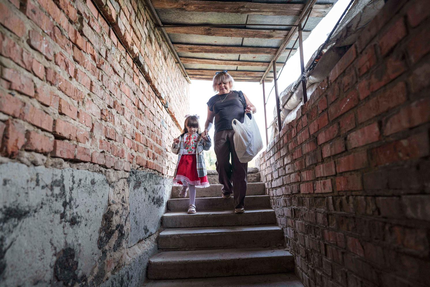 En direct, guerre en Ukraine : Emmanuel Macron et Keir Starmer ...