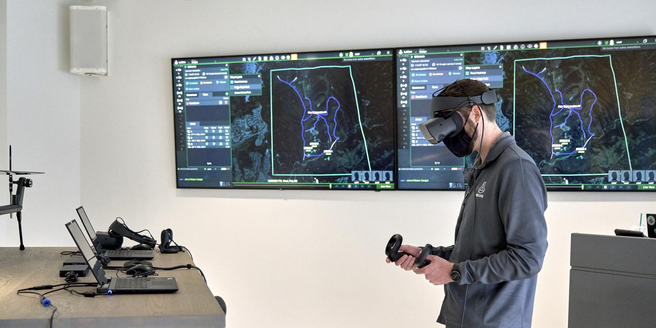 La Silicon Valley prend un virage militaire inédit, de Google à Palantir