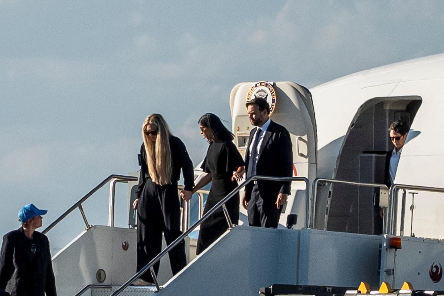 Trump urges peaceful response to Charlie Kirk killing as his casket ...
