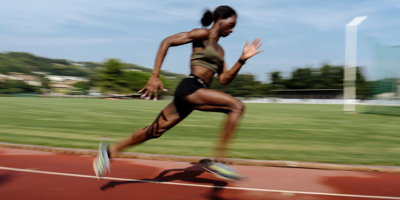 La longue course de Halba Diouf, sprinteuse transgenre