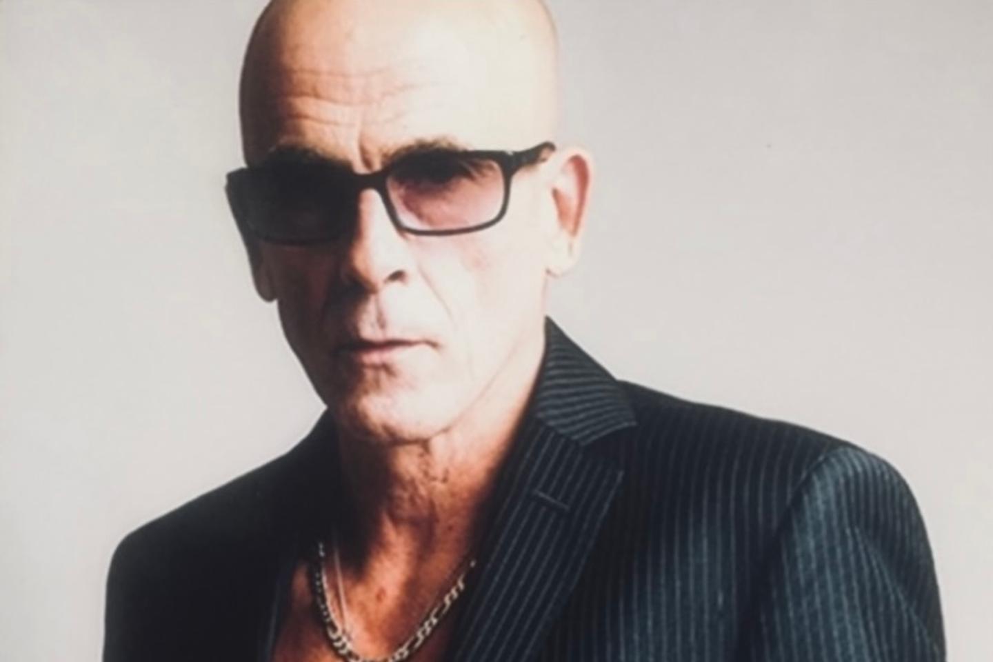 Emmanuel Karsen, voix française de Sean Penn et Brad Pitt, est mort à ...