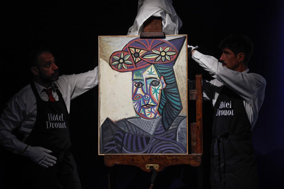Previously unknown Picasso portrait revealed in Paris