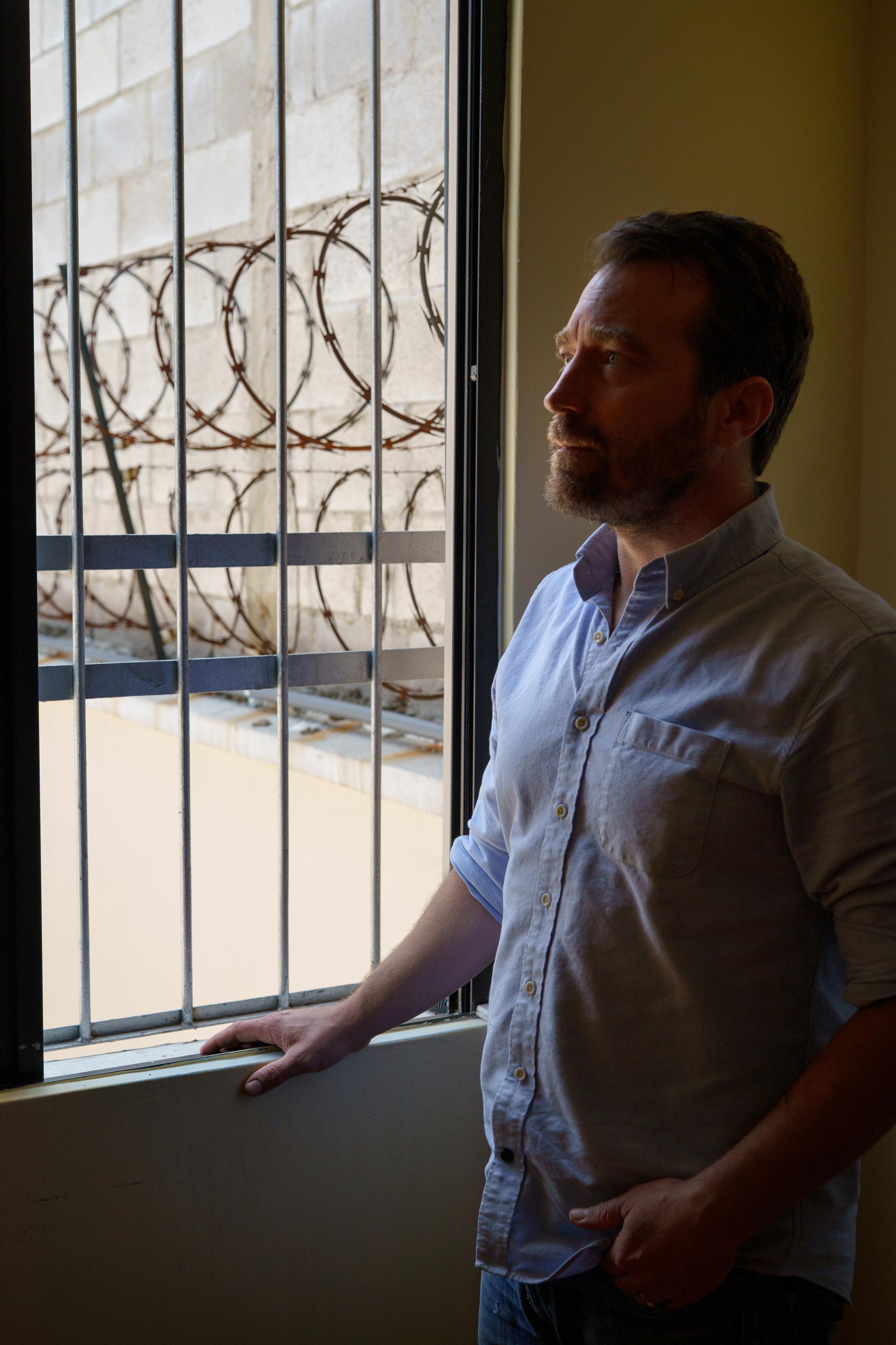 Fleeing Nayib Bukele's authoritarian drift, dozens of Salvadorans take ...