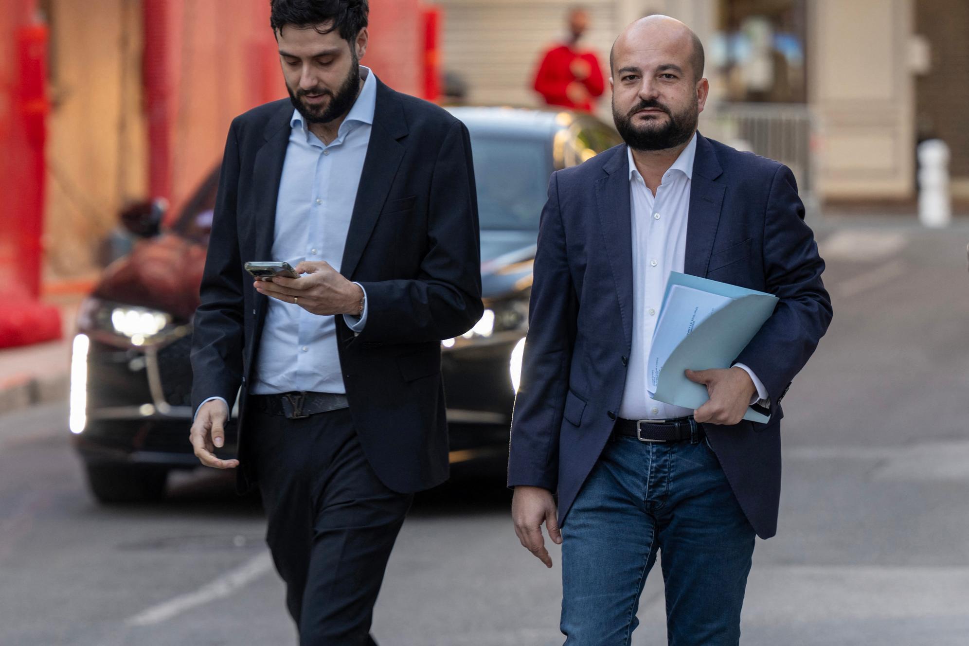 Au procès de David Rachline, maire RN de Fréjus, pour prise illégale d ...