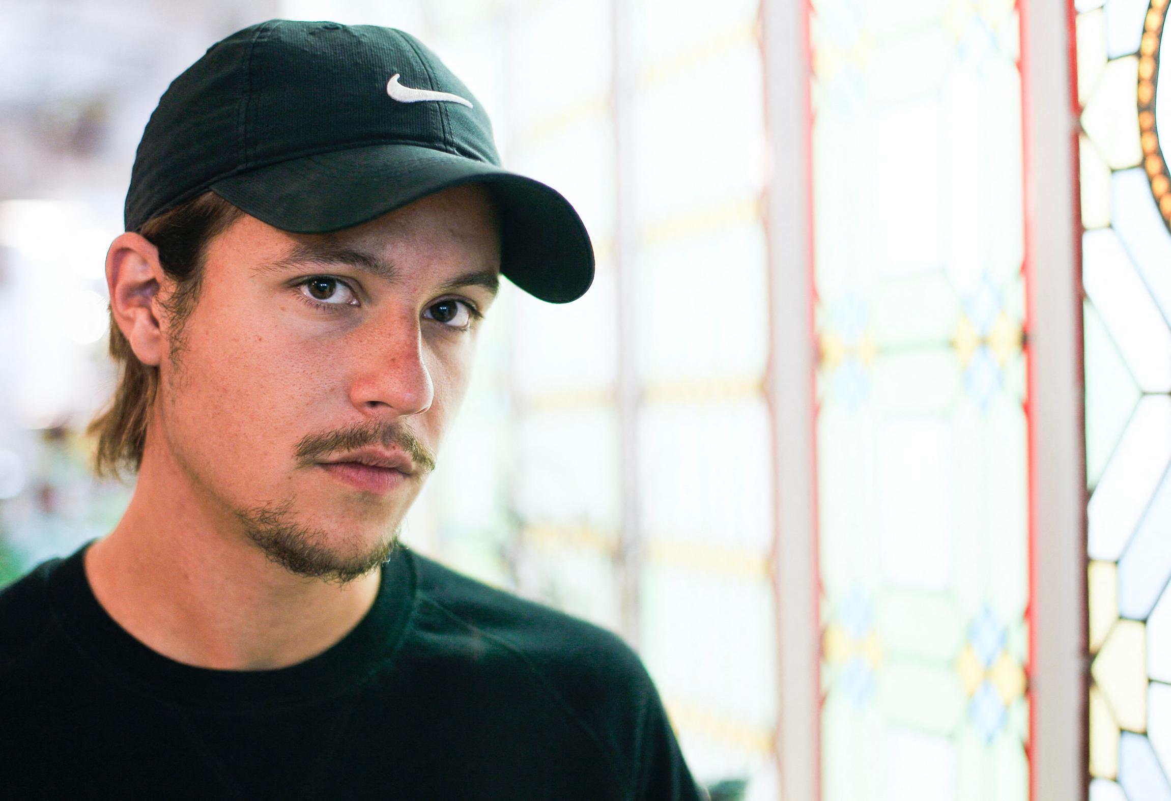 Le rappeur Nekfeu visé par une information judiciaire après de ...