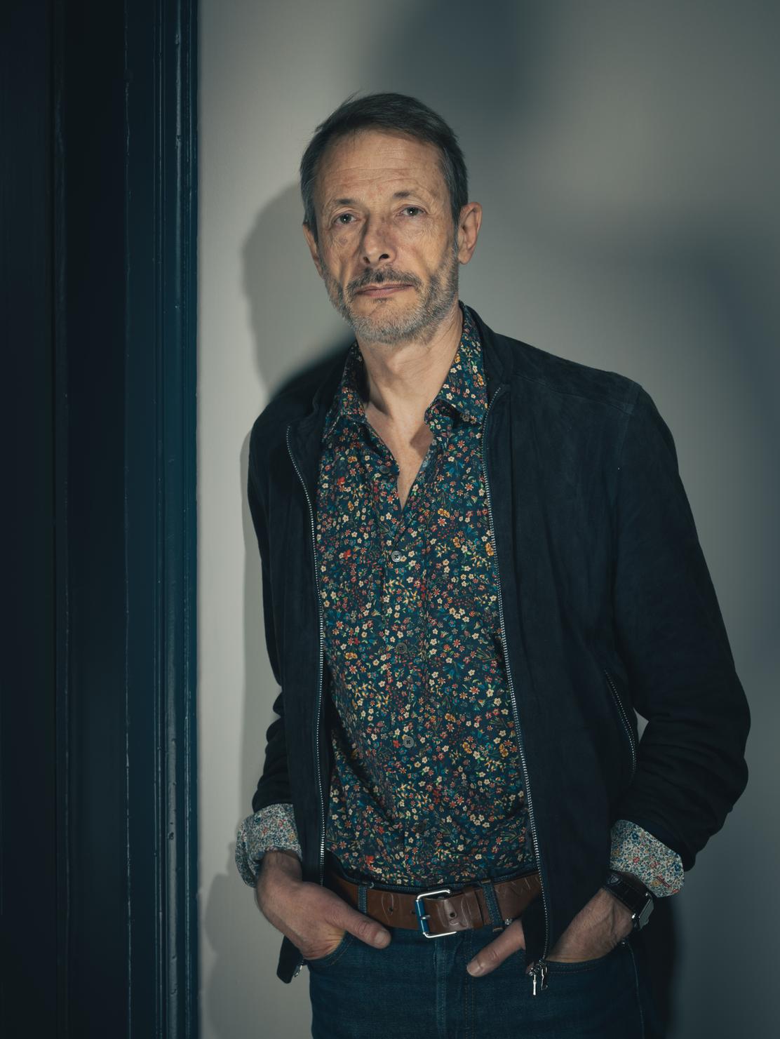 Jean-Xavier de Lestrade, réalisateur de la série « Des vivants » sur le ...