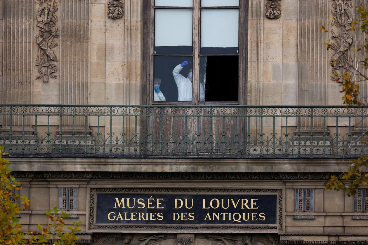 Spectacular Louvre heist highlights security flaws at world's largest ...