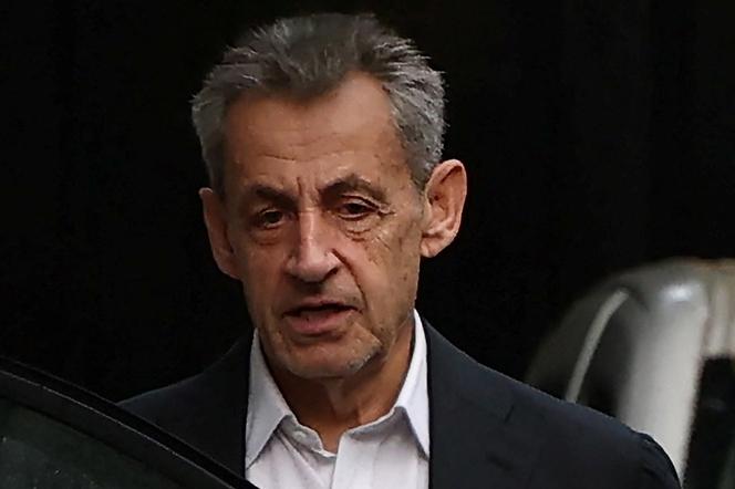 Macron hosted Sarkozy four days before start of incarceration