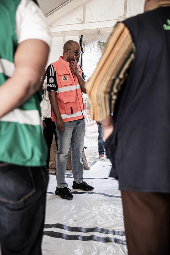 Le retour du choléra à Haïti, où de nombreux déplacés survivent dans ...
