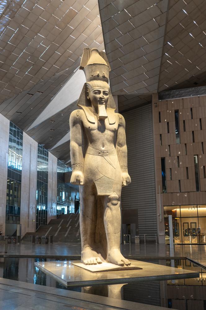 Le Grand Musée égyptien du Caire, un projet pharaonique au cœur d’une ...
