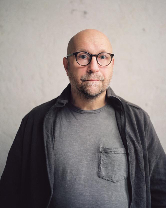 Russian and Ukrainian artists in Paris attempt to present united front ...