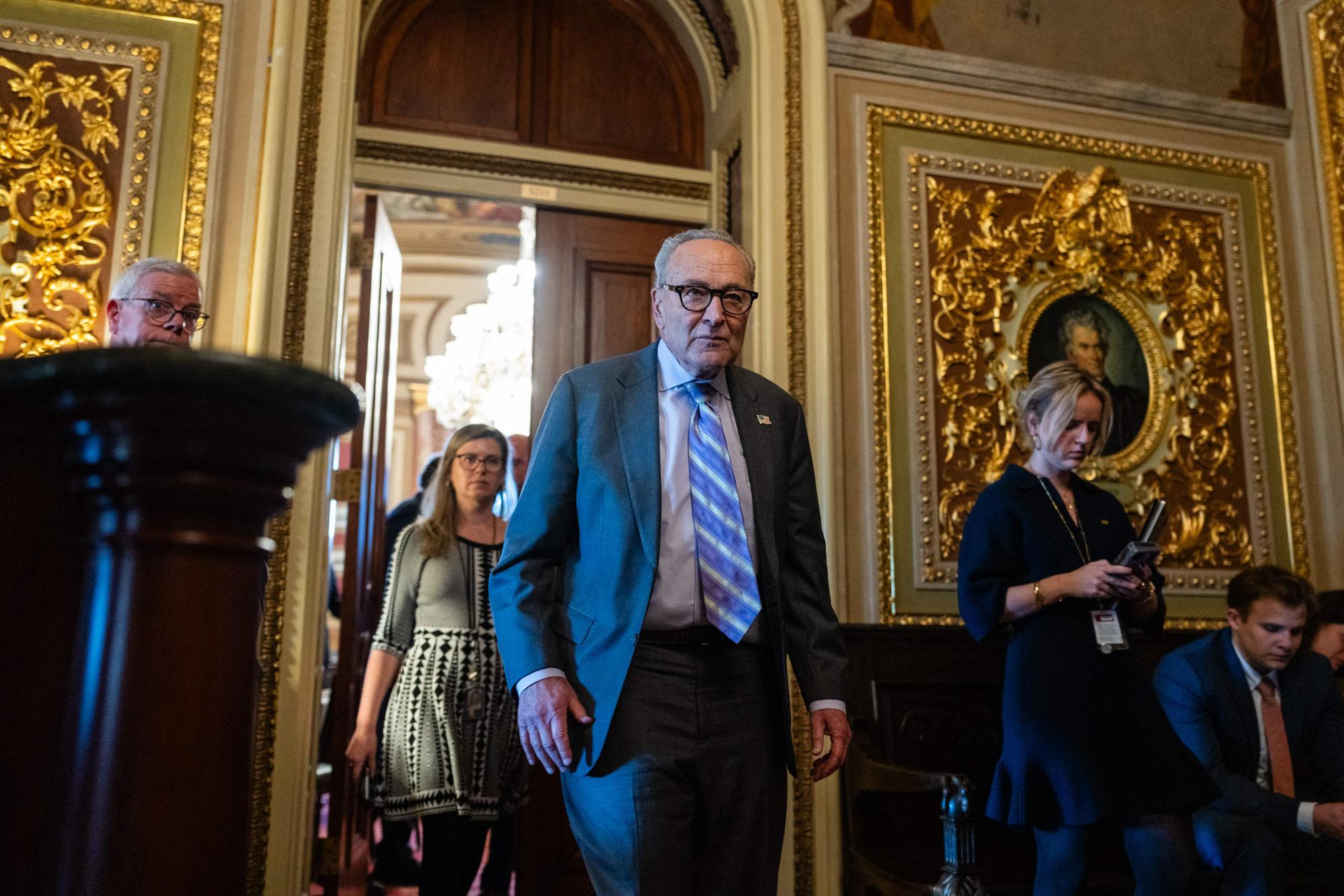 US government shutdown: Democrats split in the Senate, paving the way ...