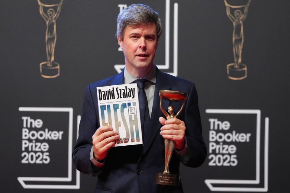 David Szalay wins Booker Prize for 'Flesh'