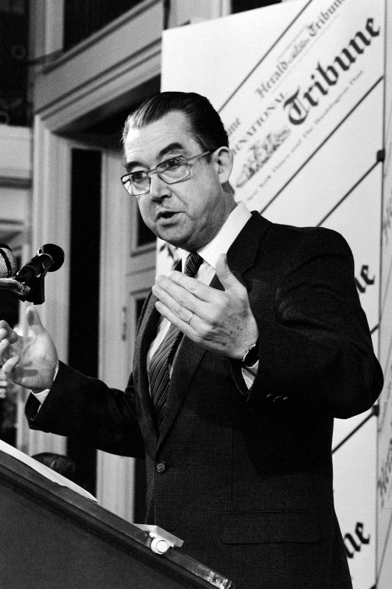 André Chandernagor, ancien ministre et premier président de la Cour des ...
