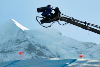 En Suisse, la radio-télévision SRG SSR annonce la suppression de 900 ...