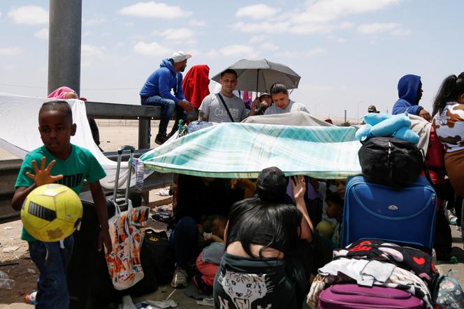 Peru declares state of emergency over expected surge of Chilean migrants