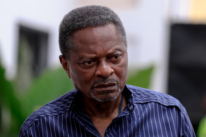 Au Cameroun, l’opposant Anicet Ekane, arrêté à la suite de l’élection ...