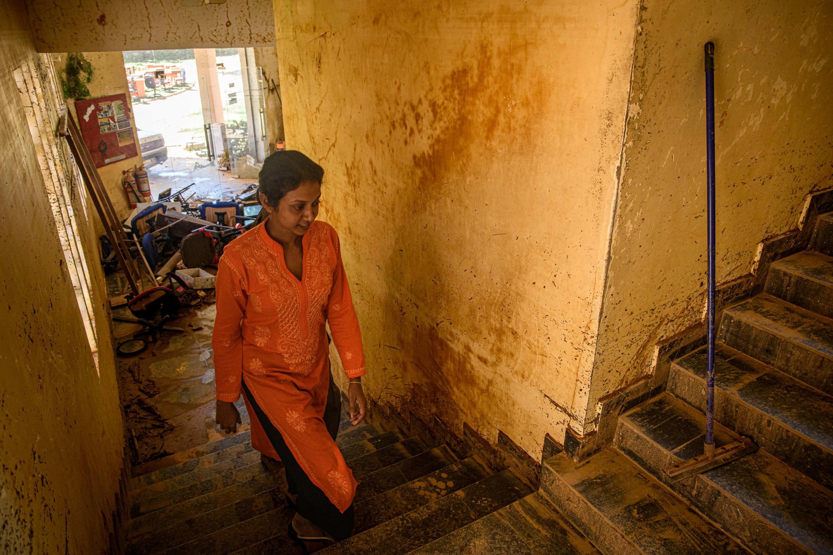 Au Sri Lanka, le traumatisme des habitants et la dévastation après le passage du cyclone Ditwah
