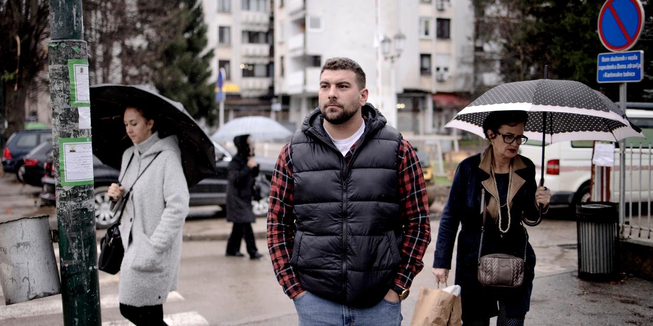 La quête sans fin d’Alen Muhic, jeune Bosnien né d’un viol de guerre ...