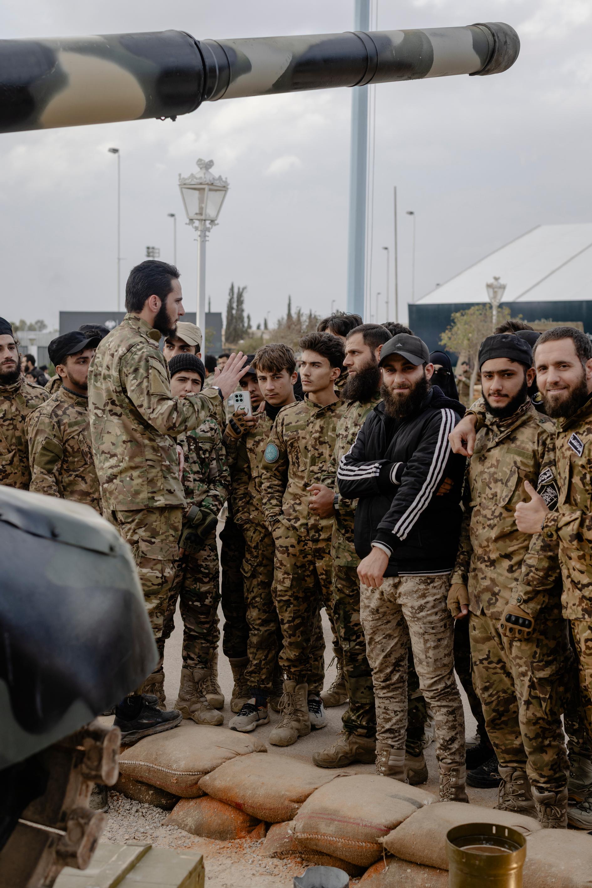 Syria's new army confronts the legacy of civil war