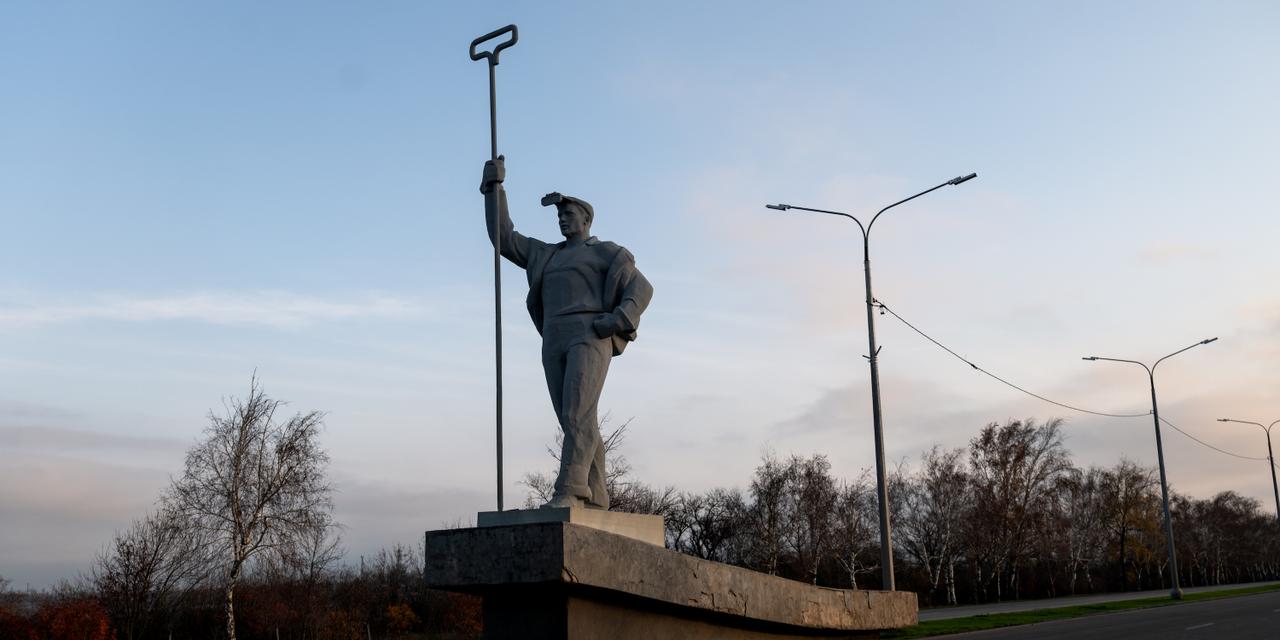 Mariupol, Ukraine: A model city of 'new Russia'