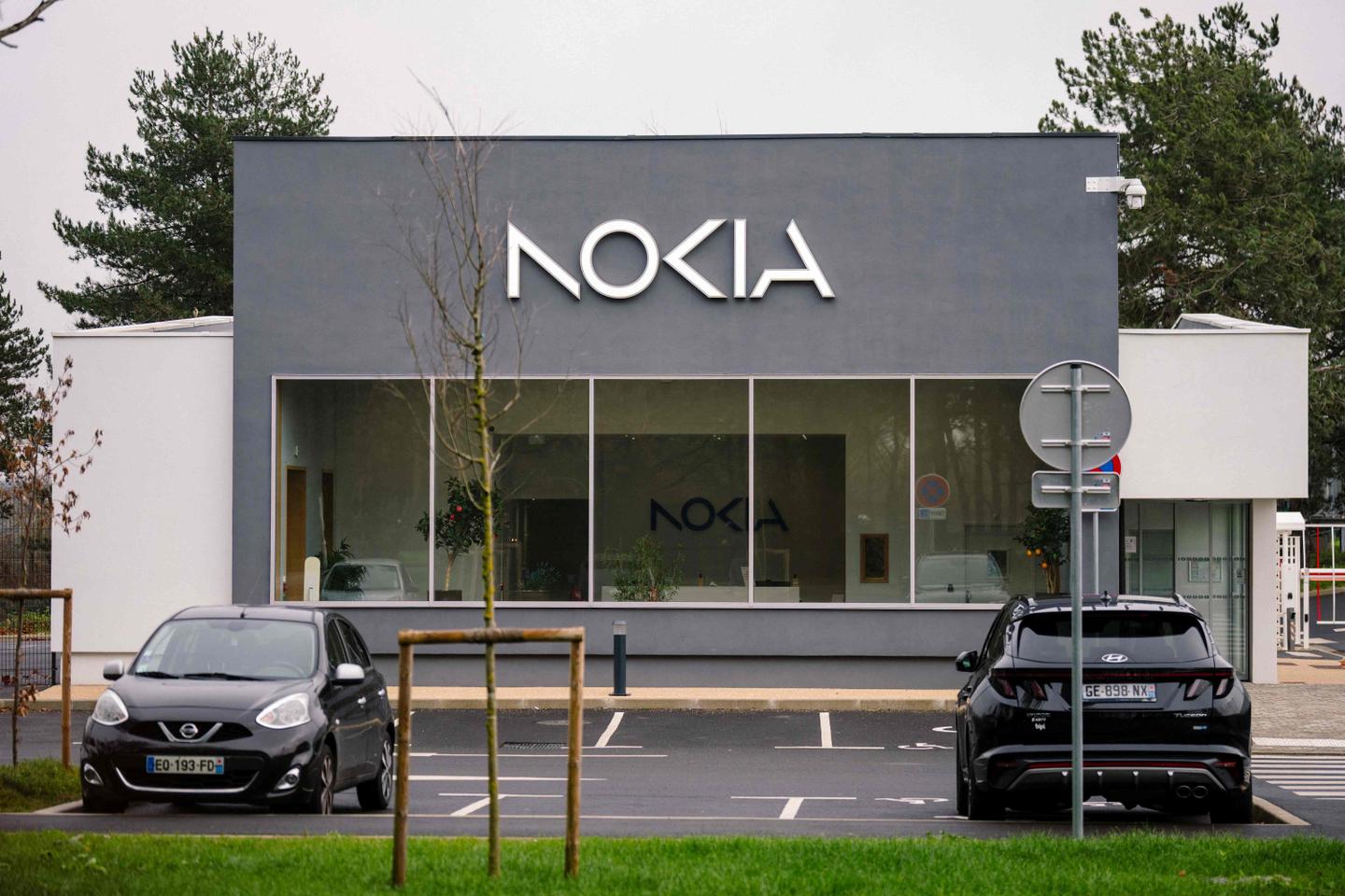 Nokia compte à nouveau tailler dans ses effectifs en France