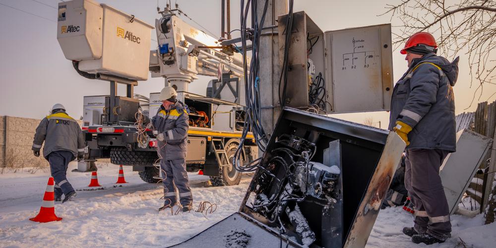 EN DIRECT, guerre en Ukraine : Volodymyr Zelensky va décréter un « état ...