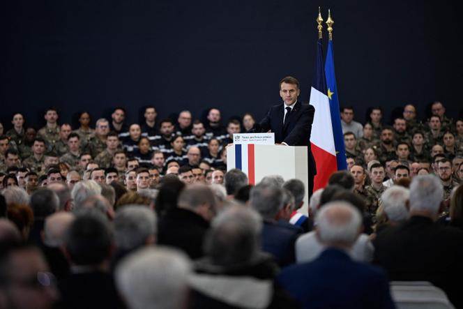 Emmanuel Macron commerce les parlementaires à encourager un salaire à ...