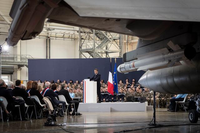 Macron issues stern warning to French defense industry
