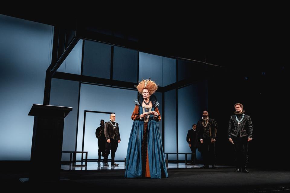 « Marie Stuart » : entre la reine et sa cousine prisonnière, du théâtre ...
