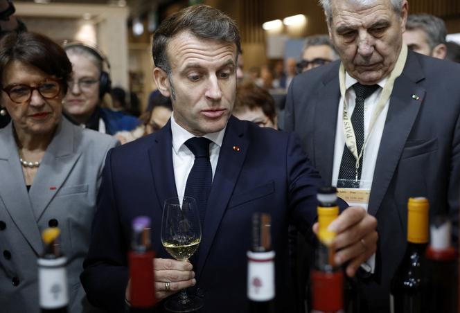 As he is headed to France for G7, Trump once again threatens 100% ...