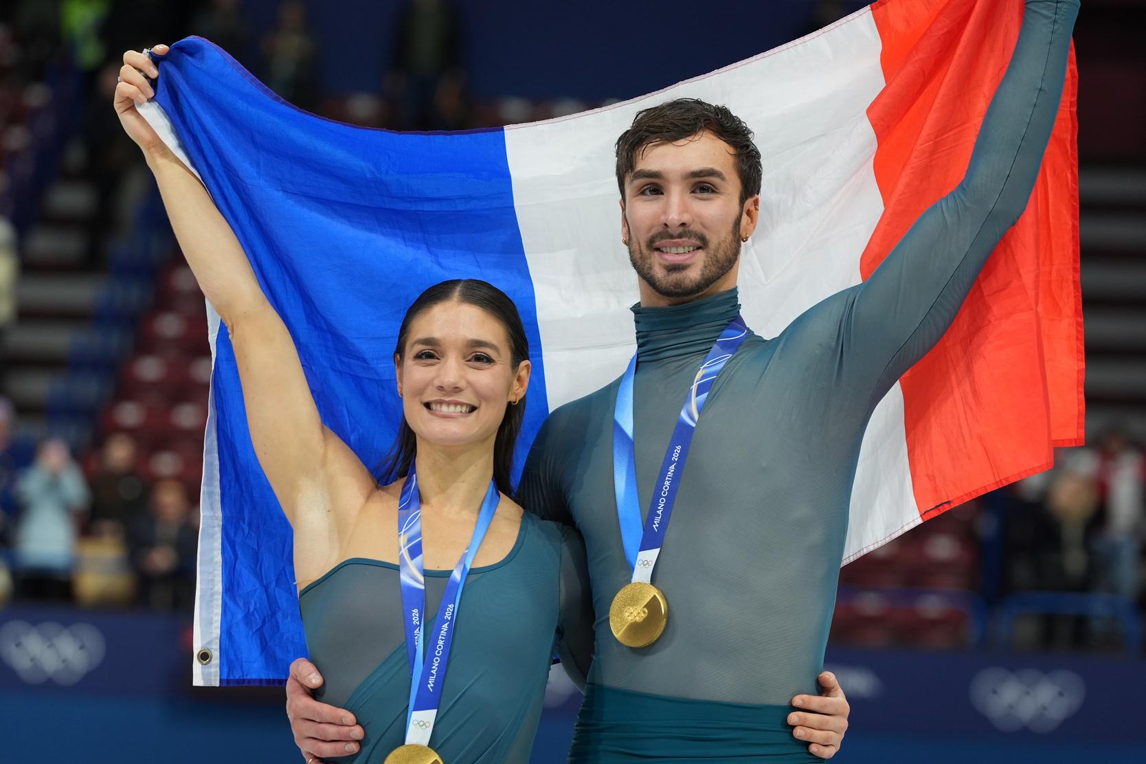 2026 Winter Olympics: France's Cizeron and Fournier Beaudry snatch ice ...