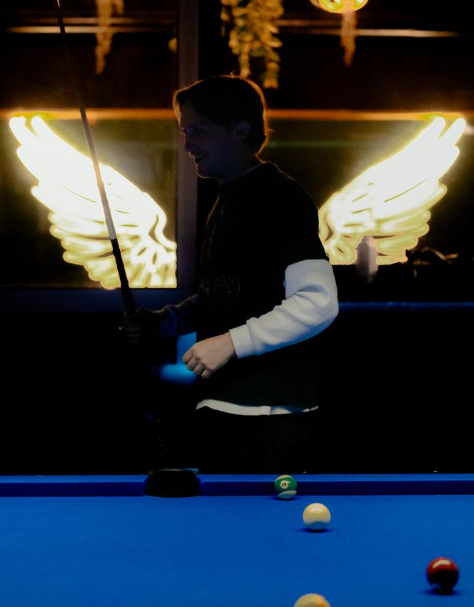 How a billiard hall in Paris's Belleville neighborhood became a symbol ...