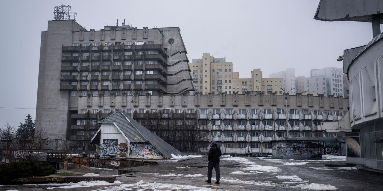 Dnipro, the 'heart of Ukraine' where residents, refugees and military ...