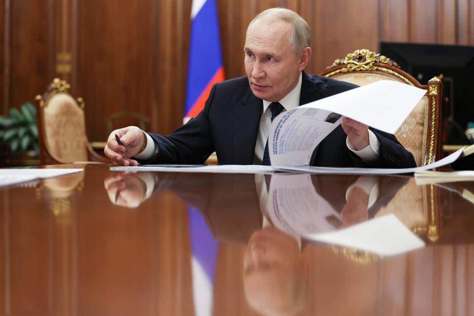 'Putin emerges as the big winner in Trump and Netanyahu's war against Iran'