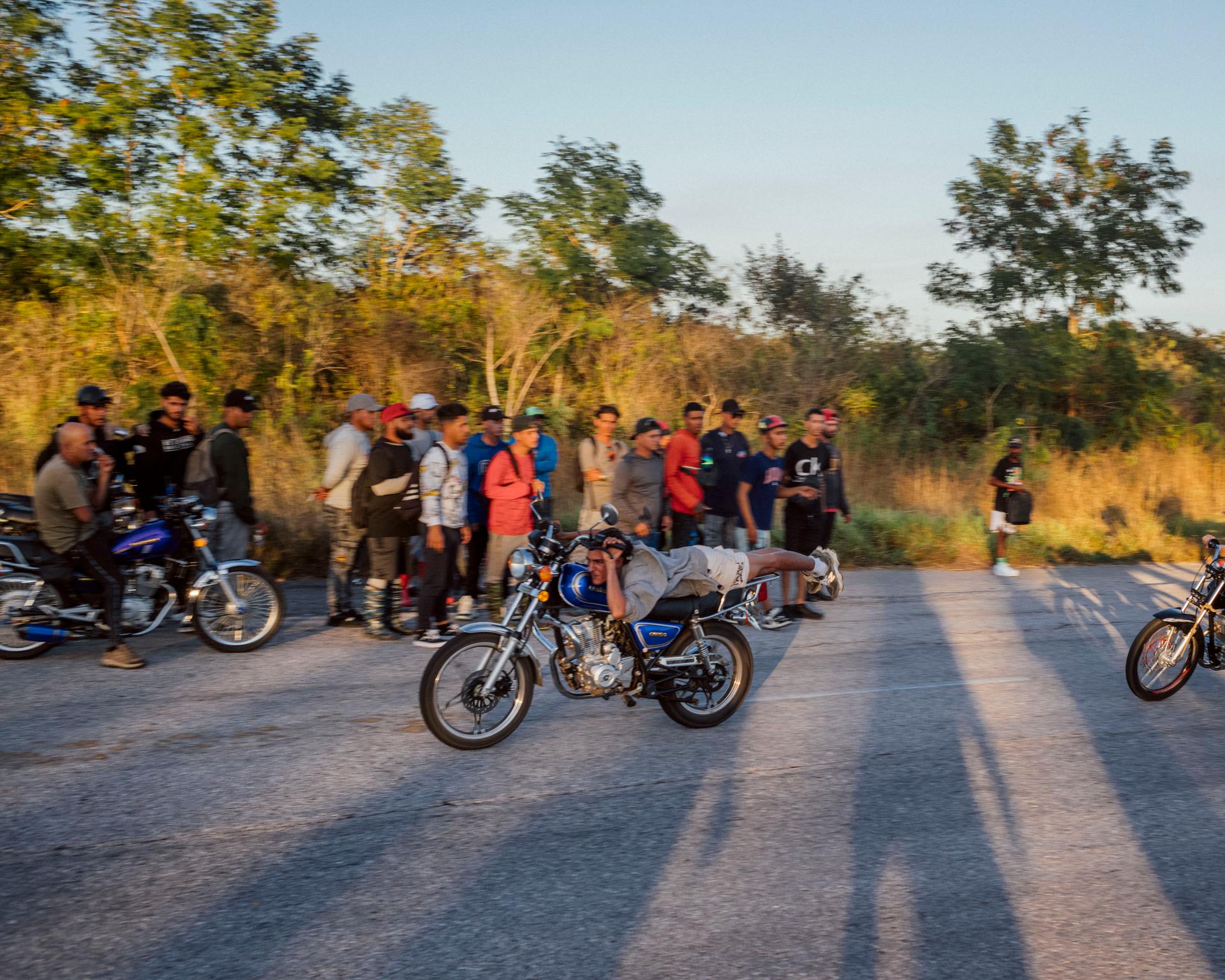 A Cuba, le discret reportage du photographe Lucien Lung : « On sent ...