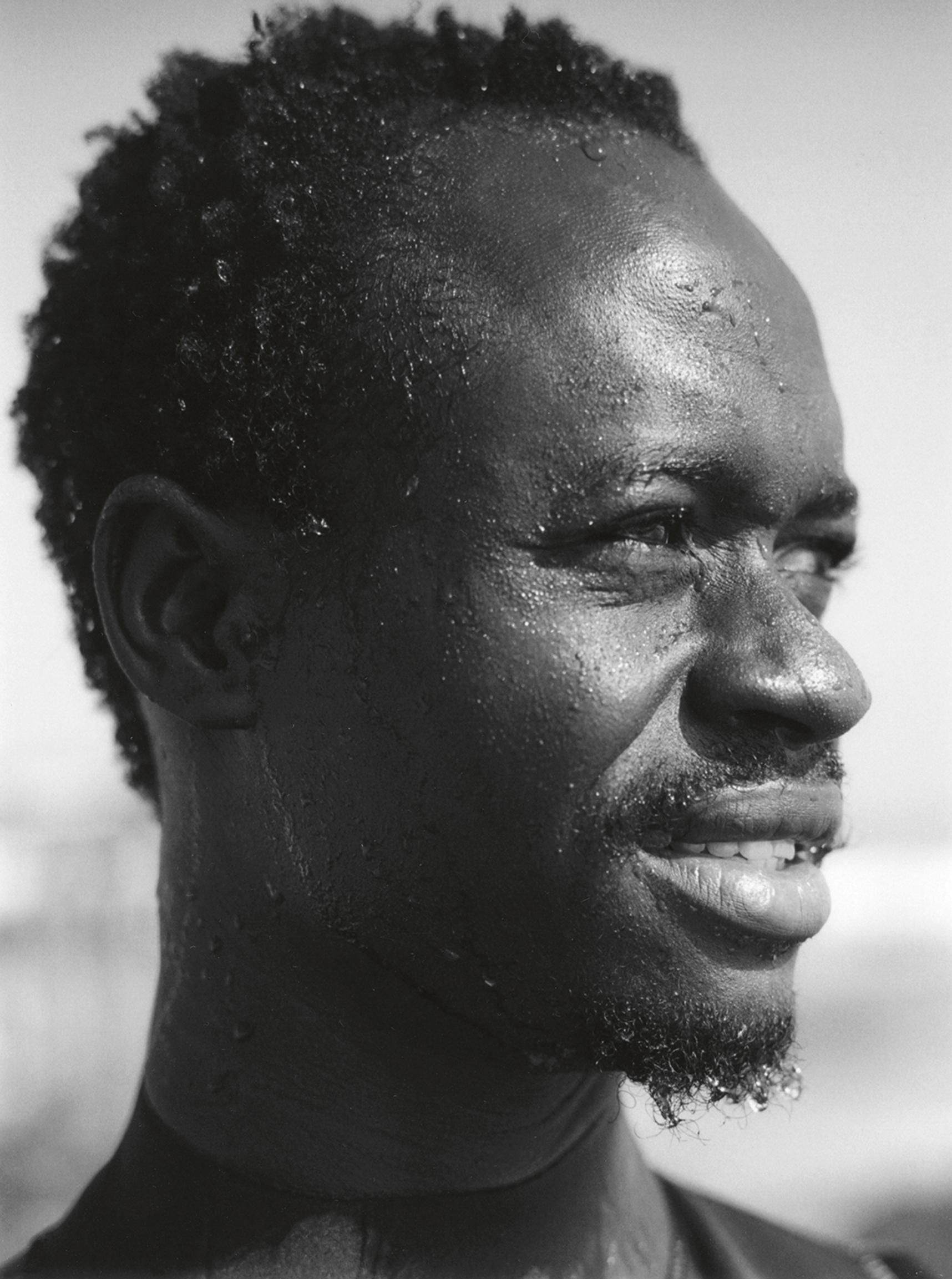 A Dakar, la nouvelle vague du surf : « C’est devenu un chemin de ...