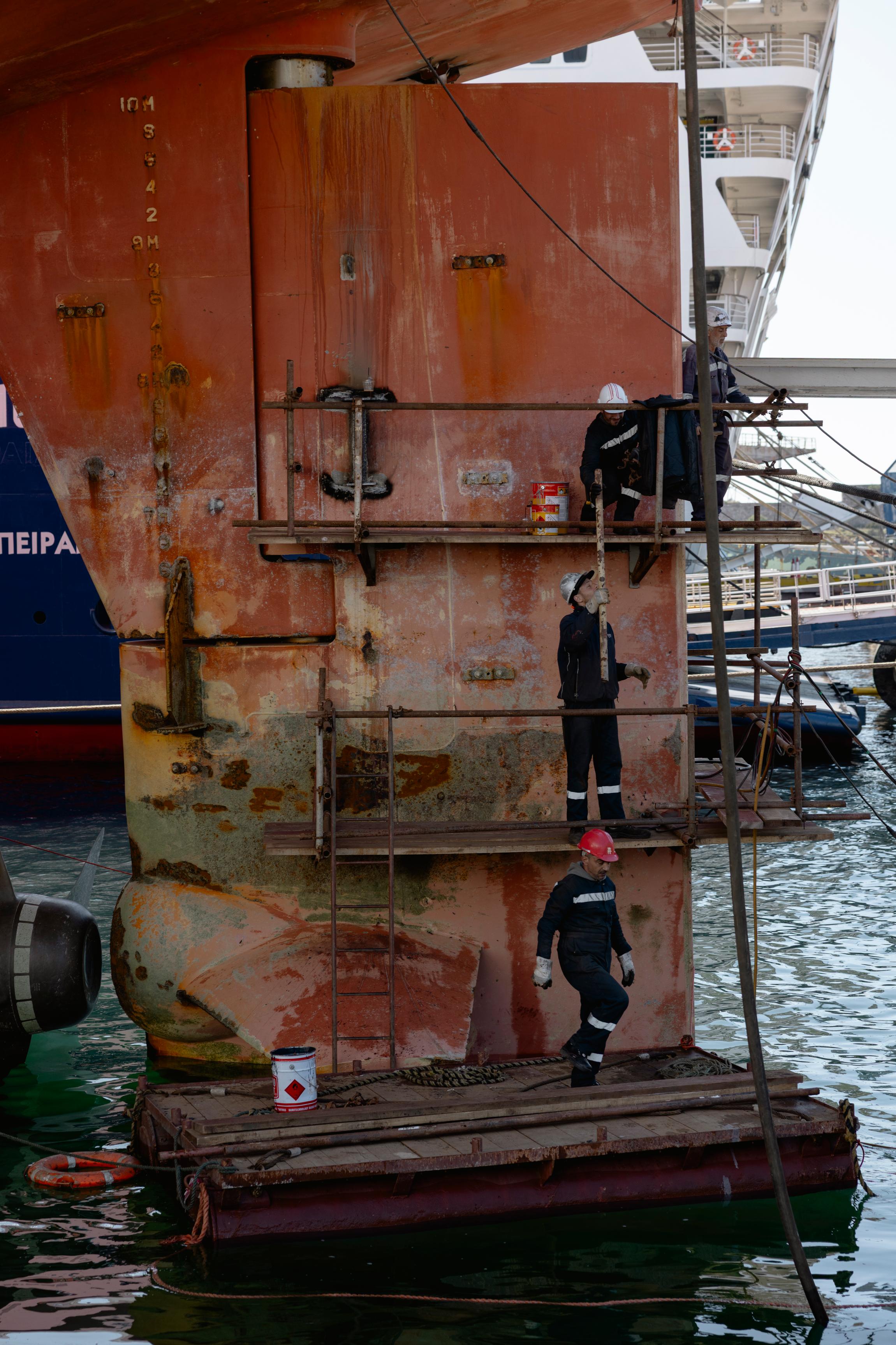 En Grèce, les ports athéniens au cœur de la rivalité entre la Chine et ...