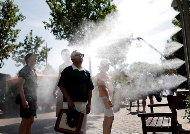 France reports at least seven heatwave-linked deaths