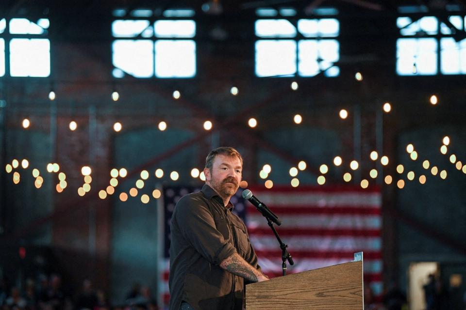 Sexting scandal involving Graham Platner threatens Democratic hopes for ...