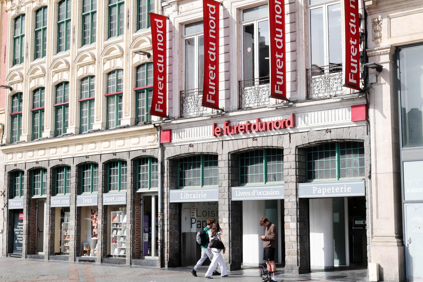Le réseau des librairies Furet du Nord et Decitre placé en redressement ...