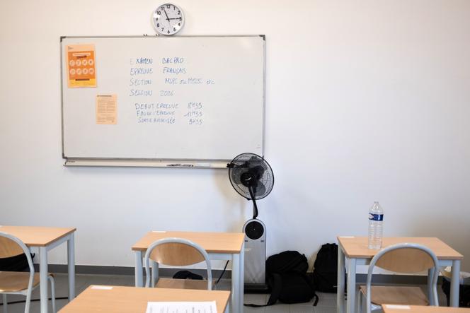 38° at 11 am. French students and staff struggle with unbearable ...