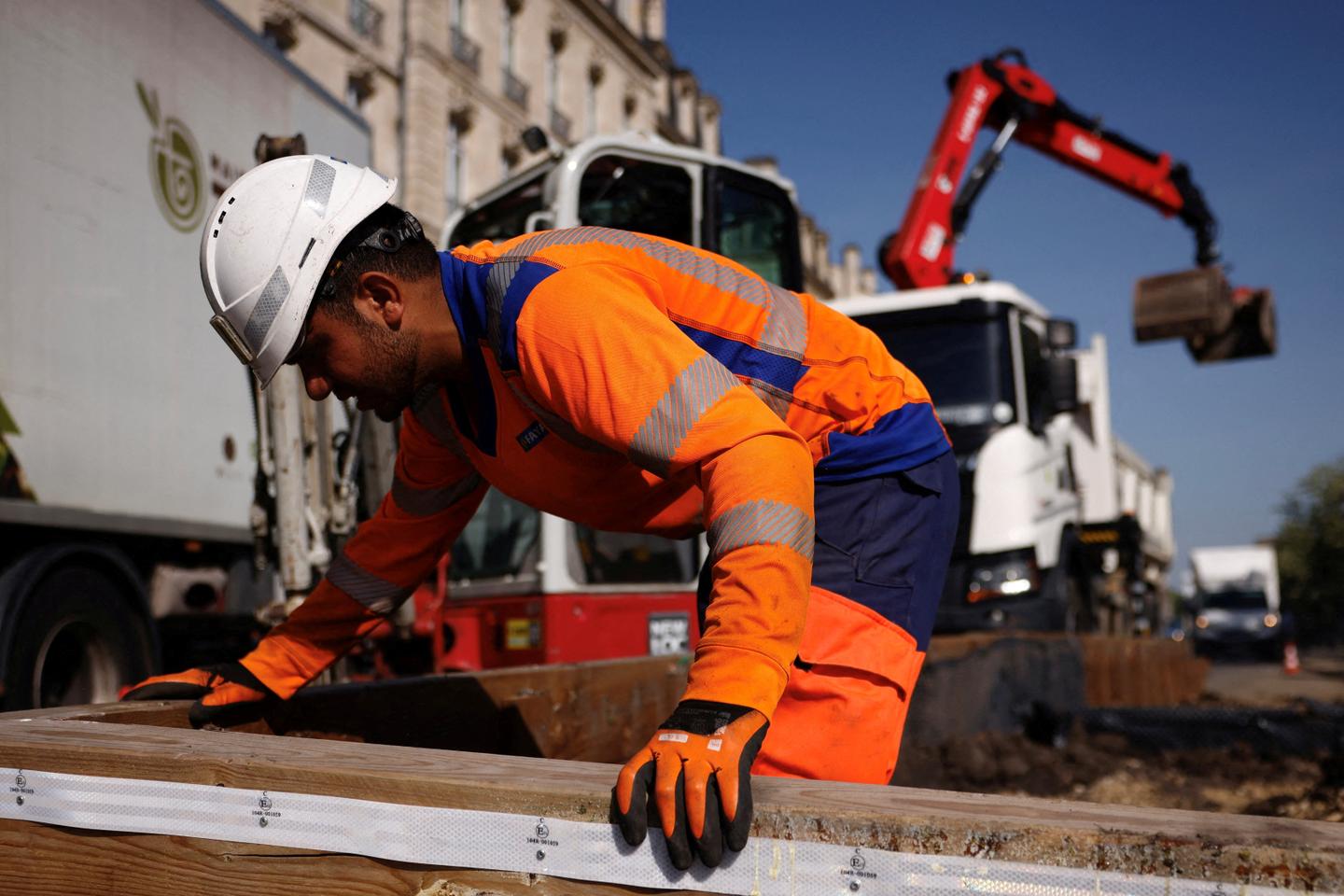 New study busts myth of the idle job seeker