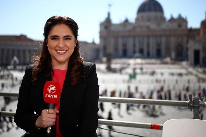 Pope appoints first lay woman to lead a Vatican department