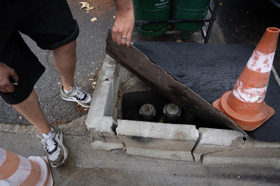 Malgré la flambée des prix des carburants, le village de Bourdeaux ...