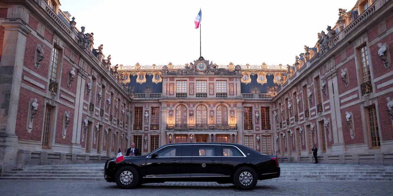 Macron receives Trump at Château de Versailles to discuss Ukraine